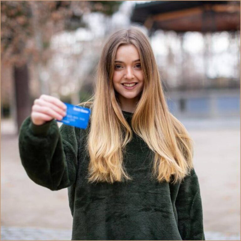 Best Student Credit Cards With No Annual Fee - I Am Amrita